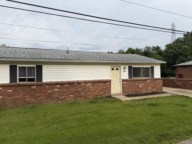 3348 McCoy Rd, Huntington, WV 25701