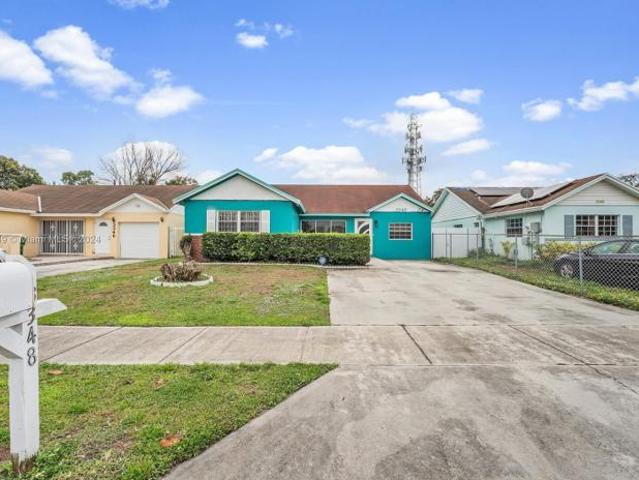 3348 NW 203rd St, Miami Gardens, FL 33056