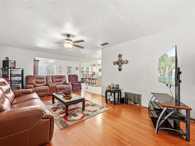 3348 Northwood Lane