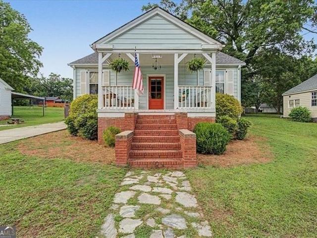 3348 Bloomfield Ave, Clarkdale, GA 30111