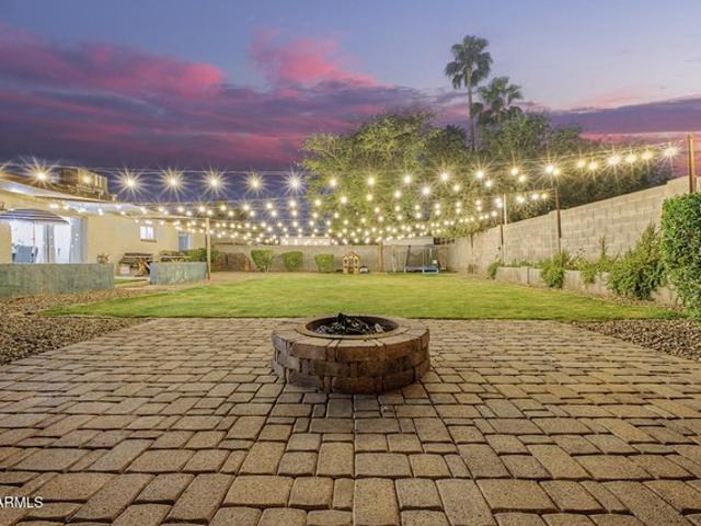 3348 E Anderson Dr, Phoenix, AZ 85032