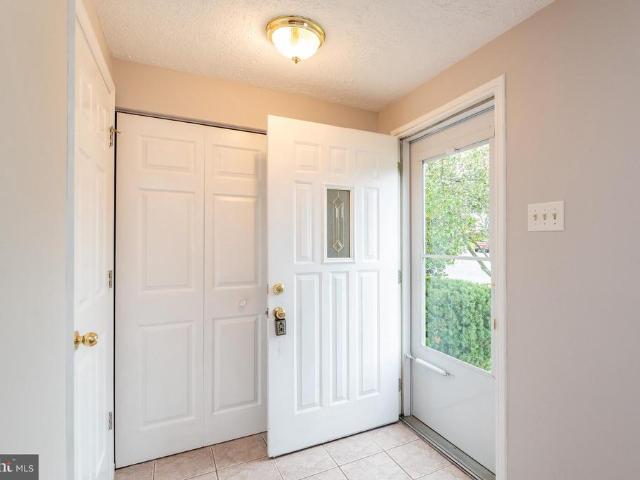 3348 Raccoon Court