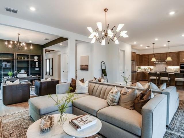 33496 Herds Hallow Way, Wesley Chapel, FL 33545