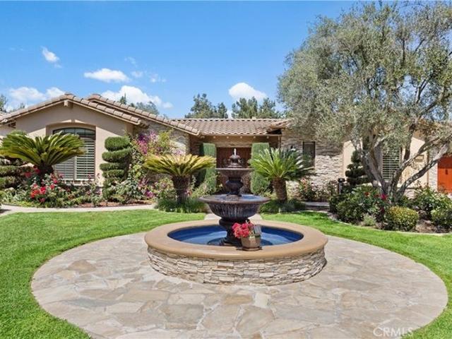 3349 Mendenaro Ct, Fallbrook, CA 92028