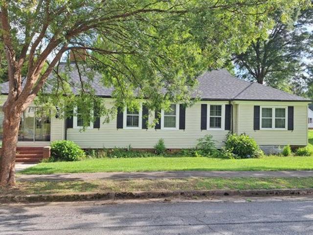 3349 Bloomfield Ave, Clarkdale, GA 30111