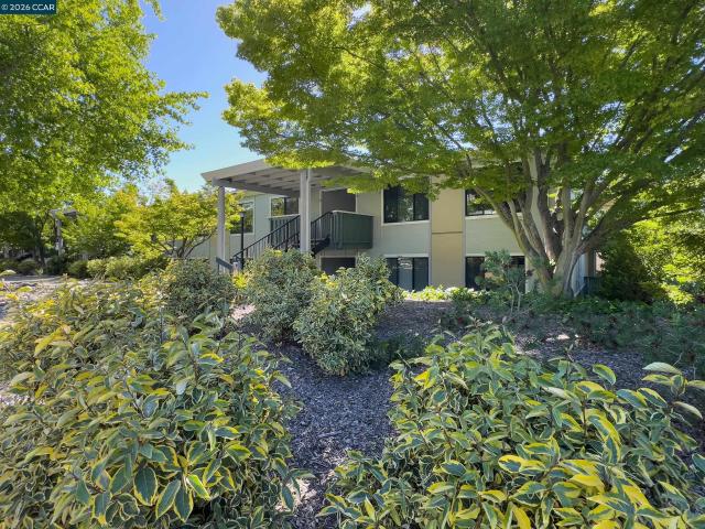 3349 Golden Rain Rd 15