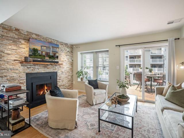 3349 Lakeside View Drive