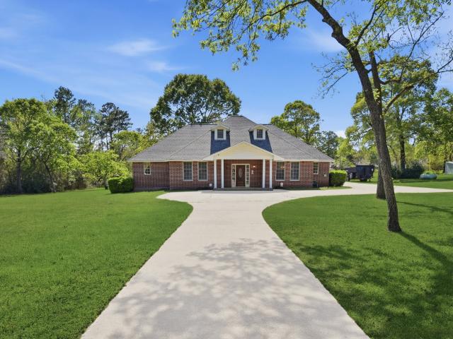 33403 Doe Dr, Magnolia, TX 77355 | MLS #74300 | Compass