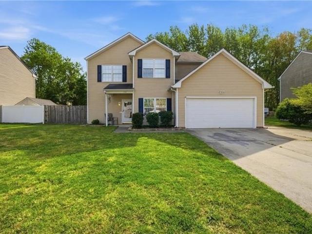 3340 Country Cir, Chesapeake, VA 23324