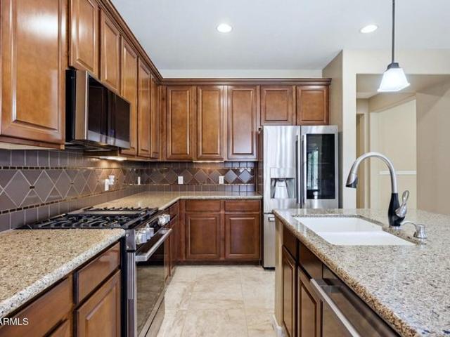 3340 E Yellowstone Pl, Chandler, AZ 85249