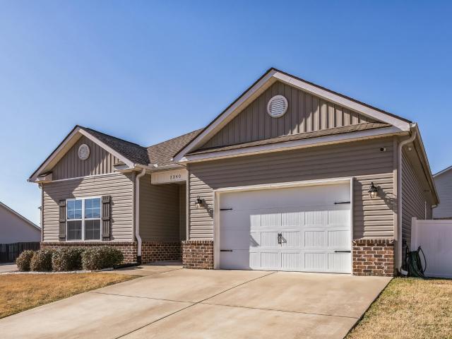 3340 Greymoor Circle