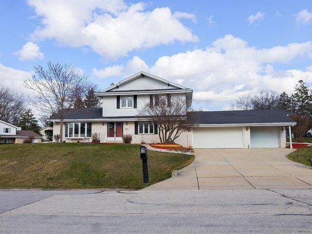 3340 S Russel Rd, New Berlin, WI 53151