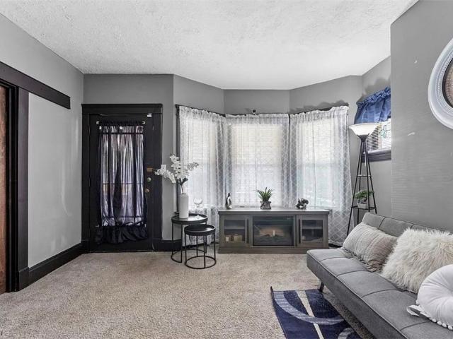 3340 W 98th Street