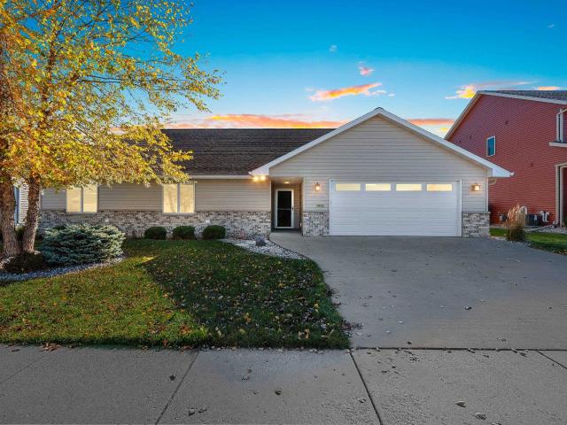 3341 Mockingbird Way, Oshkosh, WI 54904 | MLS #50317 | Compass
