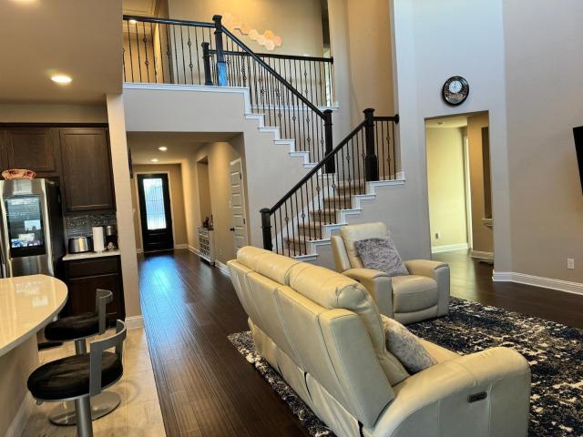 3341 Balboa Way