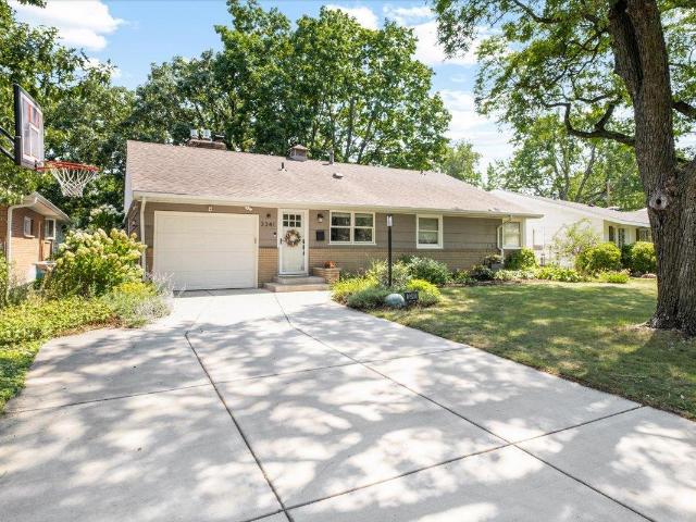3341 Decatur Lane