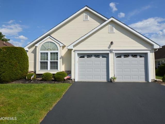 3341 Deep River Ln, Toms River, NJ 08755