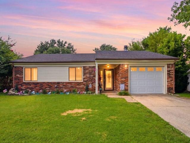 3341 Featherston Dr, Lexington, KY 40515