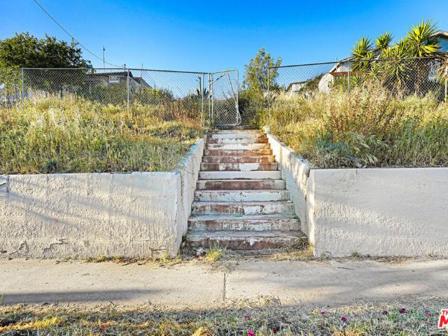 3341 Floral Drive