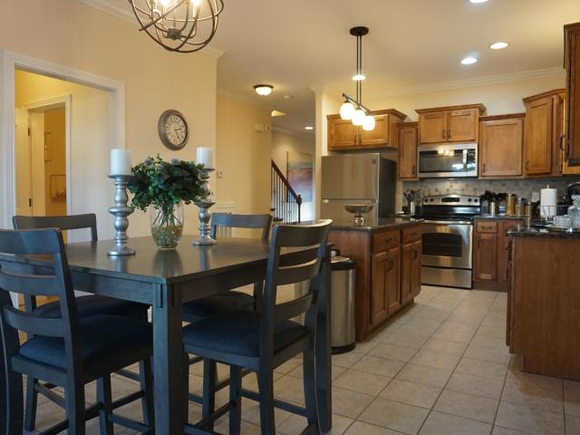 3341 Franklin Meadows Way