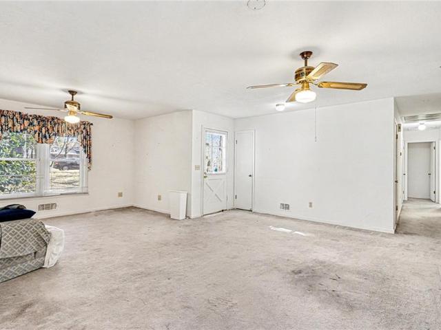 3341 Vandiver Drive