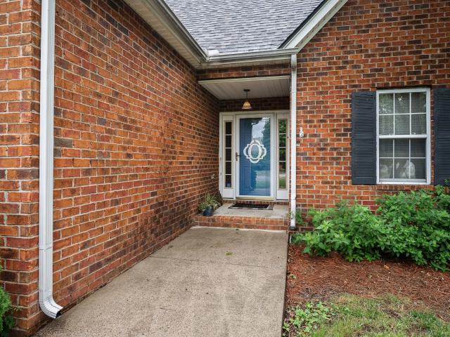 3342 Meadowhill Dr