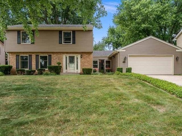 3342 Montlake Dr, Rockford, IL 61114