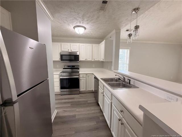 3342 Harbour Pointe Pl Place 9