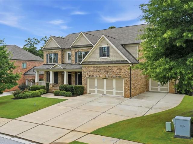 3342 Laurel Leaf Way