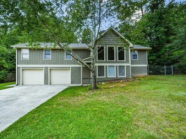 3343 Mill Stream Ln SW, Marietta, GA 30060