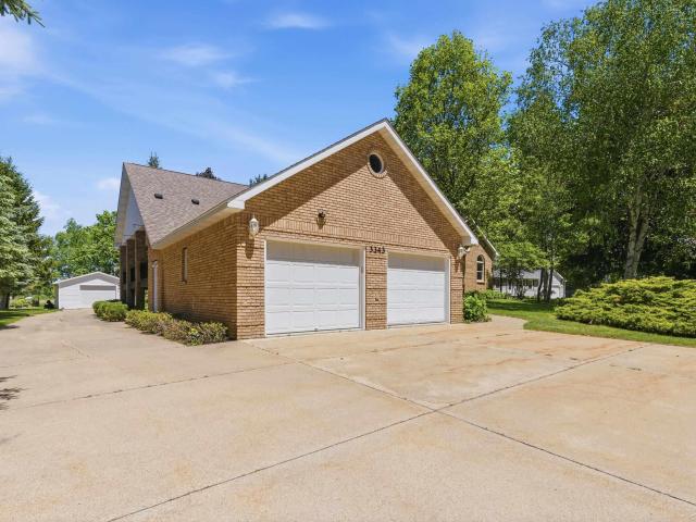 3343 E Ryan Drive