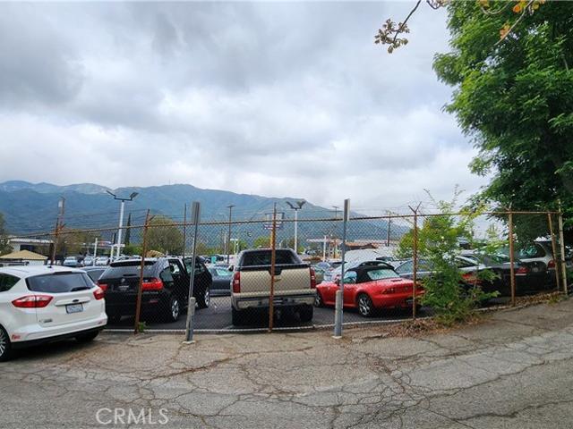 3343 Foothill