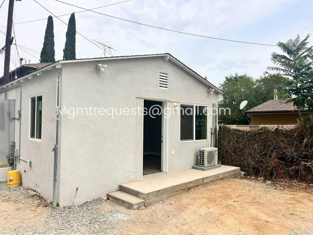 3343 Lime Street, Unit 3345 1 Bedroom Condo for Rent at 3343 Lime St, Riverside, CA 92501 Downtown Riverside