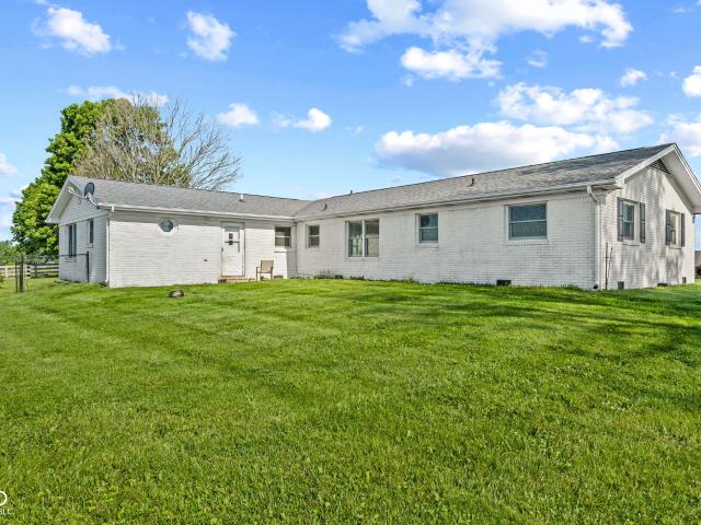 3343 W Hinshaw Road