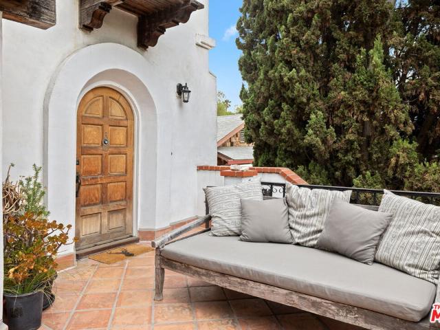 334 Crane Blvd, Los Angeles, CA 90065 | MLS #26827 | Compass