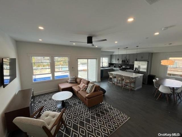 334 Dehnhoff, Ocean Beach, NY 11770 | MLS #L3397