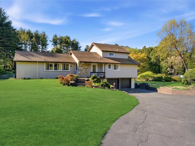 334 Edgewood Ave, Smithtown, NY 11787 | MLS #983941 | Compass
