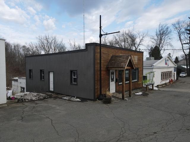 334 High St