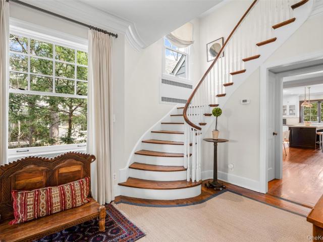 334 Highbrook Avenue