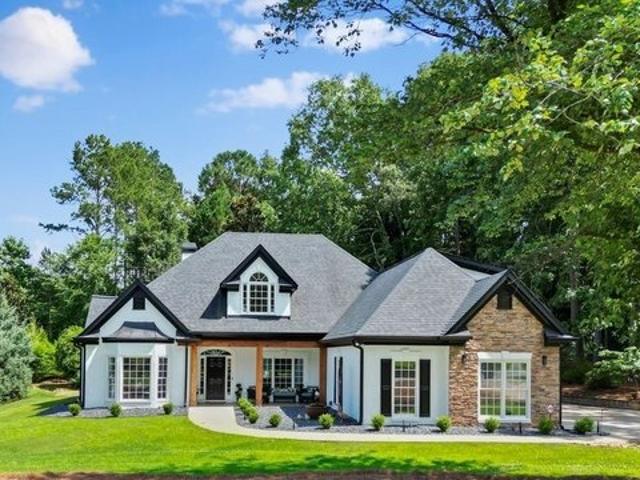 334 Loring Ln, Peachtree City, GA 30269