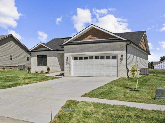334 Mohegan Trail
