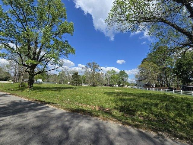 334 Martin Dr, Ames, TX 77575