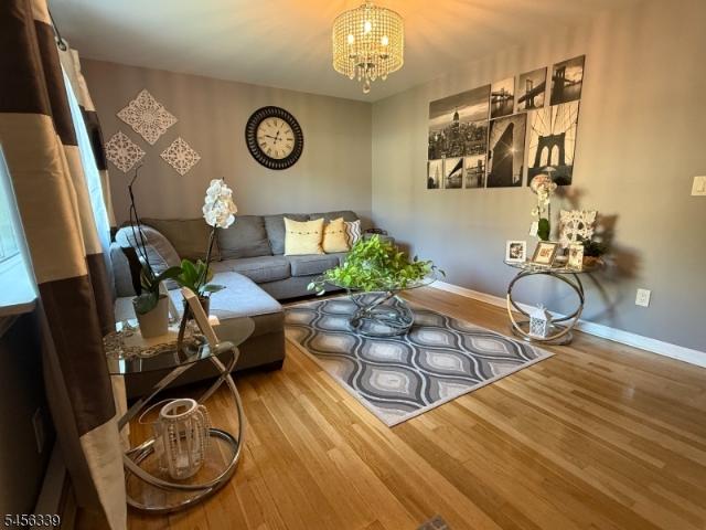 334 N 4Th Ave