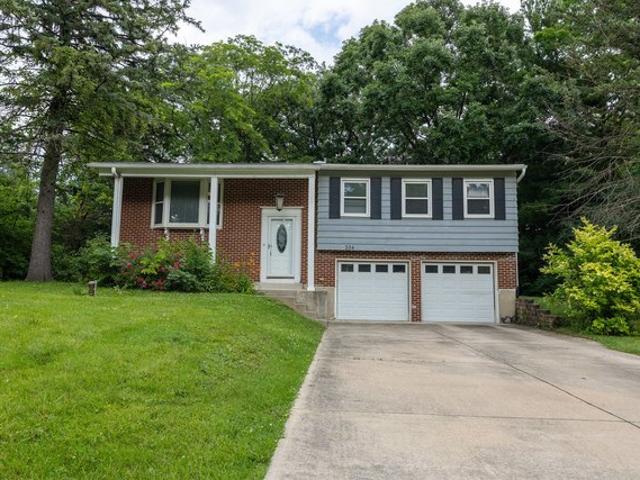 334 N Brookshore Dr, Shorewood, IL 60404