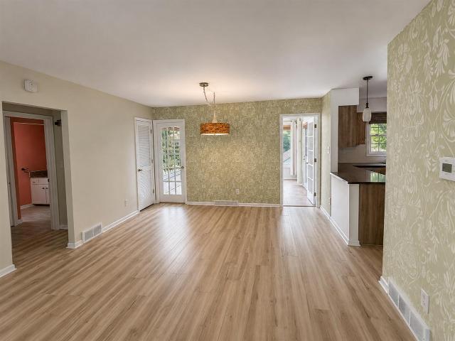 334 N Grand Street