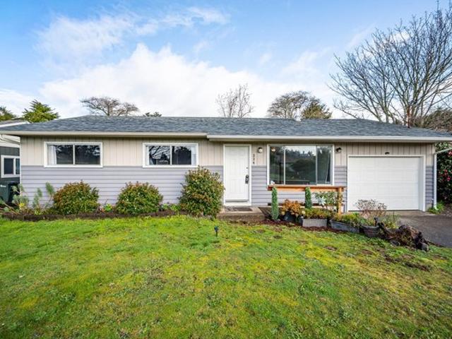 334 NE San Bay Cir, Newport, OR 97365