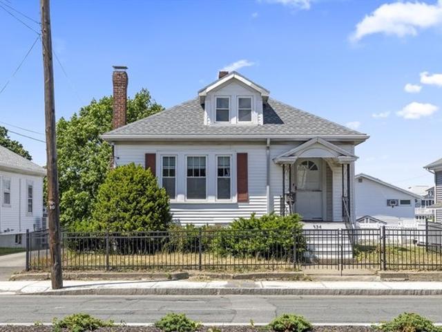 334 Sea St, Quincy, MA 02169