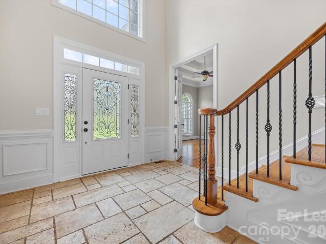 334 Stone Cliff Lane