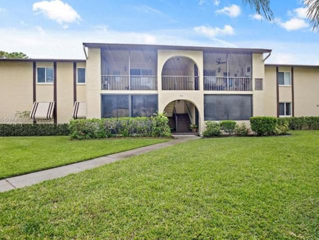 334 Pine Ridge Circle A 2, Greenacres, FL