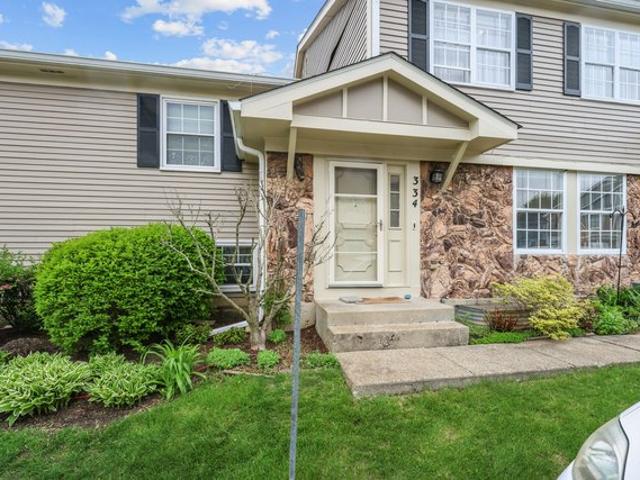 334 Plumwood Ct, Vernon Hills, IL 60061